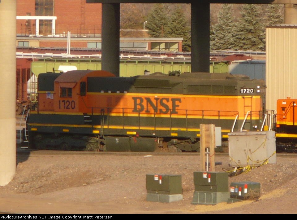 BNSF 1720